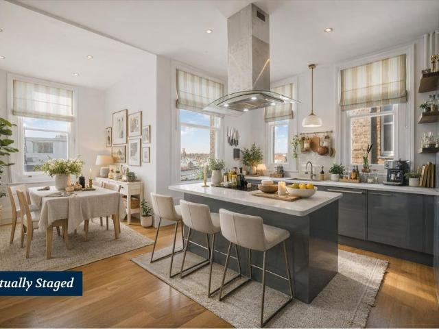 3 bedroom flat for sale