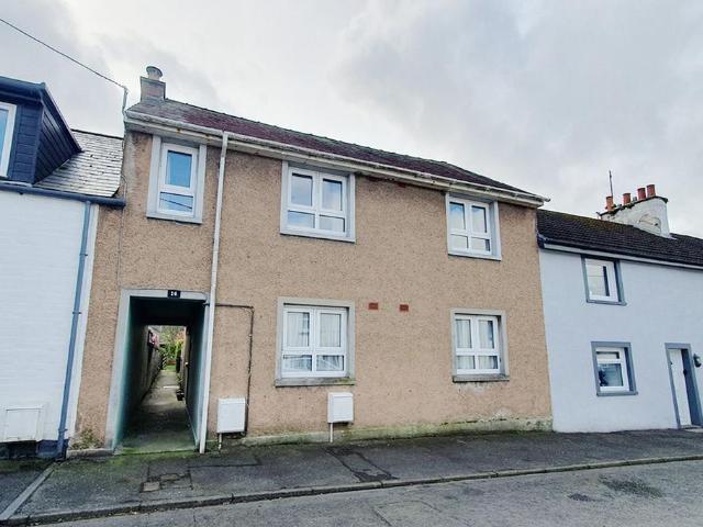 3 bedroom flat for sale