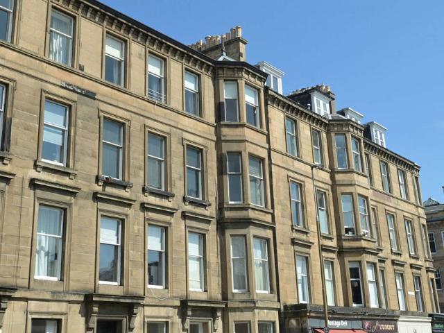 3 bedroom flat for sale