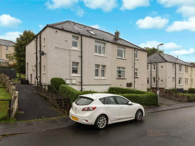 3 bedroom flat for sale