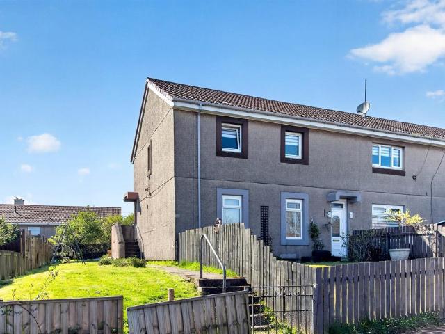 3 bedroom flat for sale