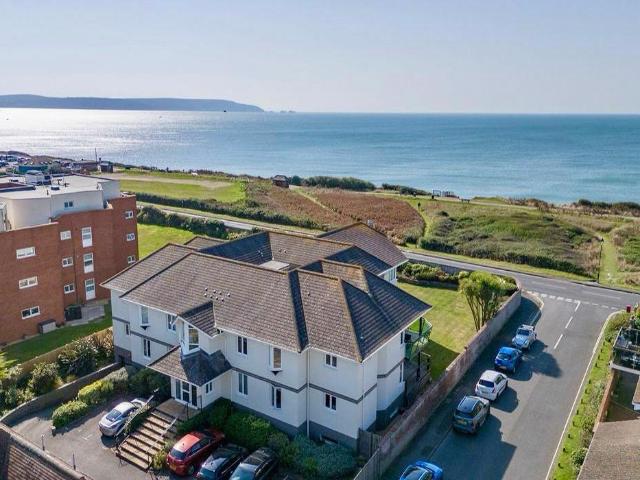 3 bedroom property for sale