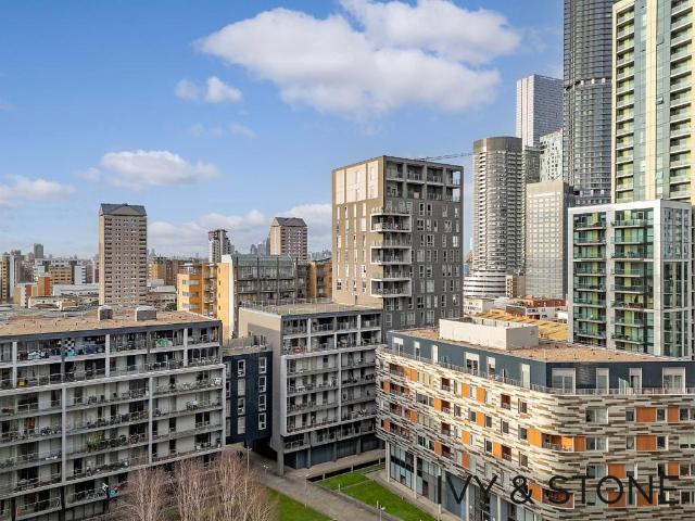 3 bedroom flat for sale