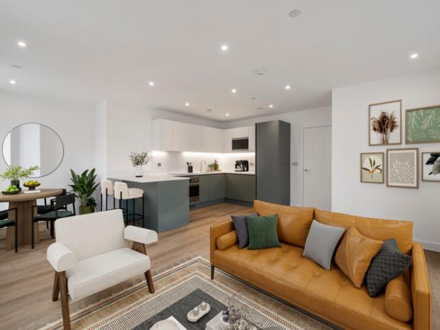 3 bedroom flat for sale