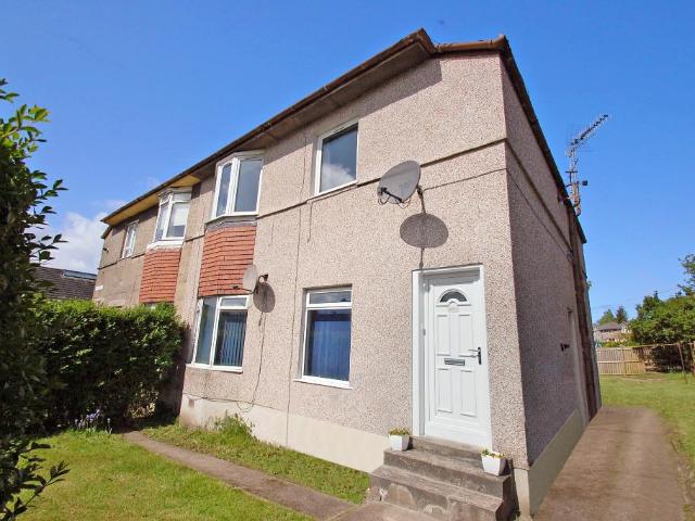 3 bedroom flat for sale