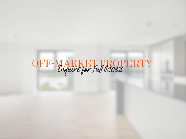 3 bedroom flat for sale