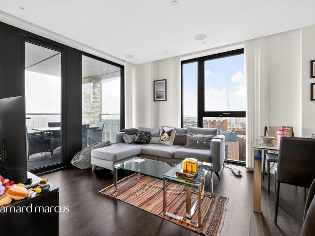3 bedroom flat for sale