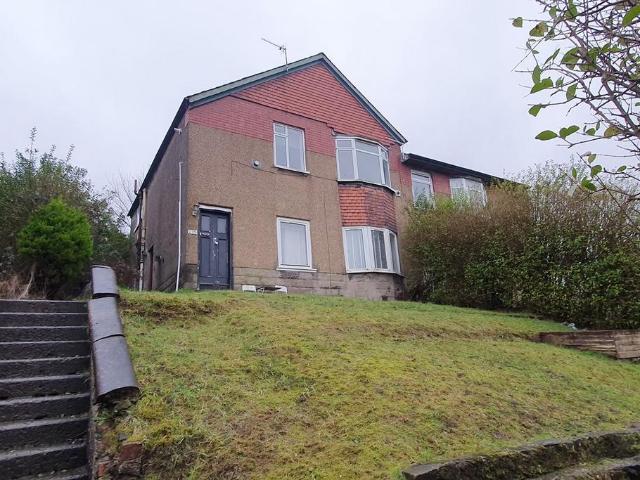 3 bedroom flat for sale