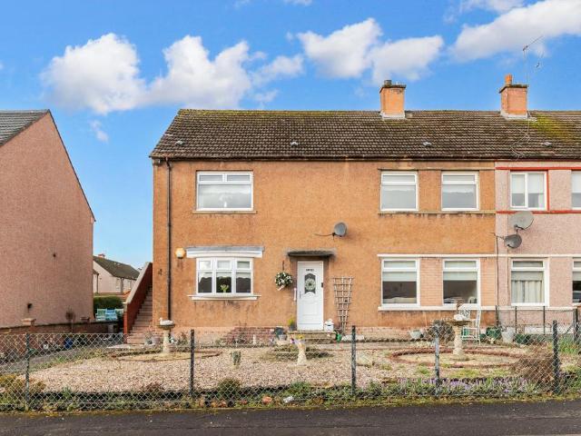 3 bedroom flat for sale