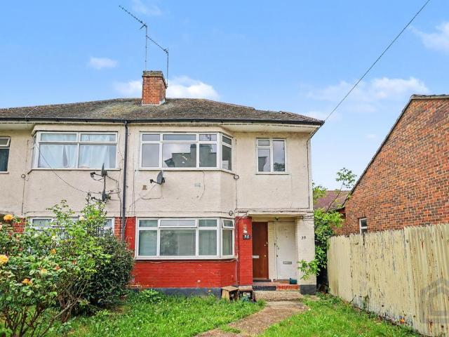 3 bedroom flat for sale
