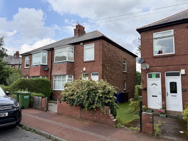 3 bedroom flat for sale