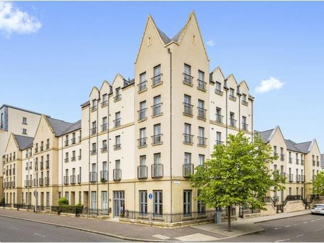 3 bedroom flat for sale, 19/4 Sandpiper Road, Newhaven, Edinbu.
