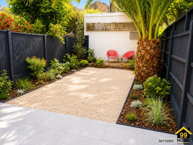 3 bedroom flat for sale