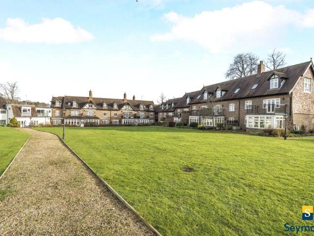 3 bedroom retirement property for sale