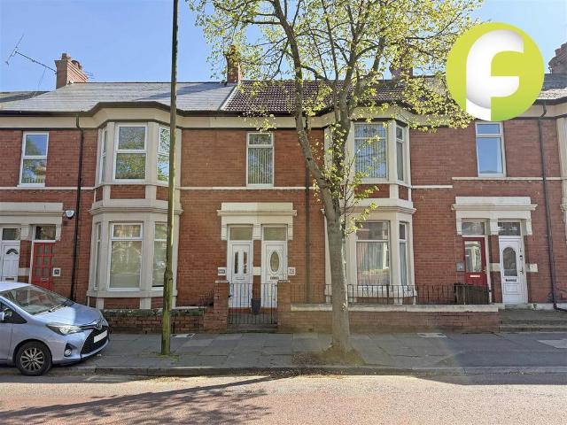 3 bedroom flat for sale