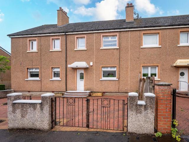3 bedroom flat for sale