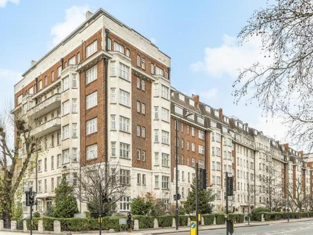 3 bedroom flat for sale