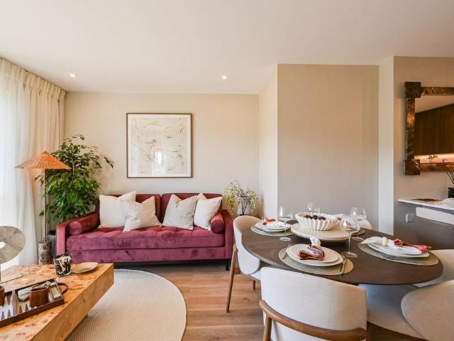 3 bedroom flat for sale