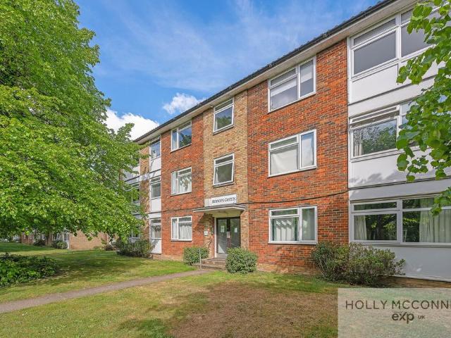 3 bedroom flat for sale
