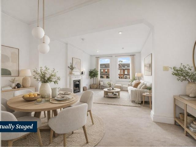 3 bedroom flat for sale
