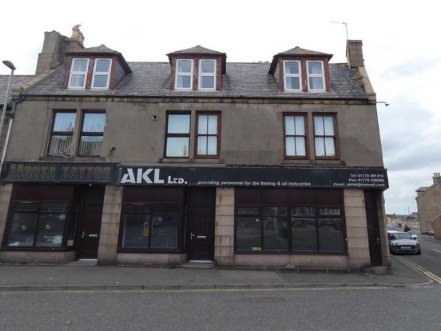 3 bedroom flat for sale