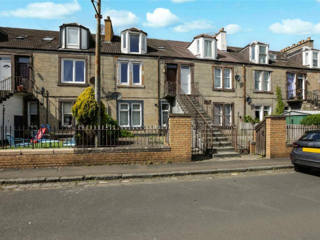 3 bedroom flat for sale