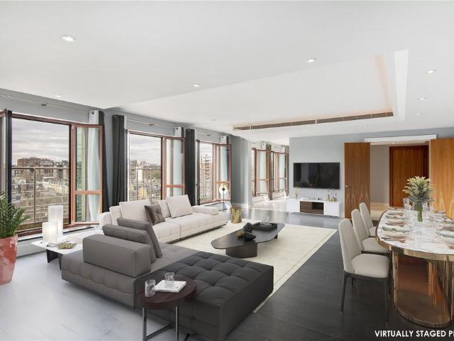 3 bedroom flat for sale