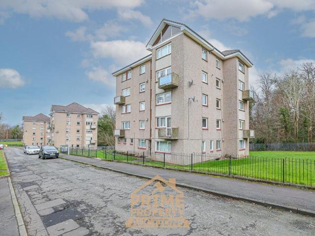 3 bedroom flat for sale