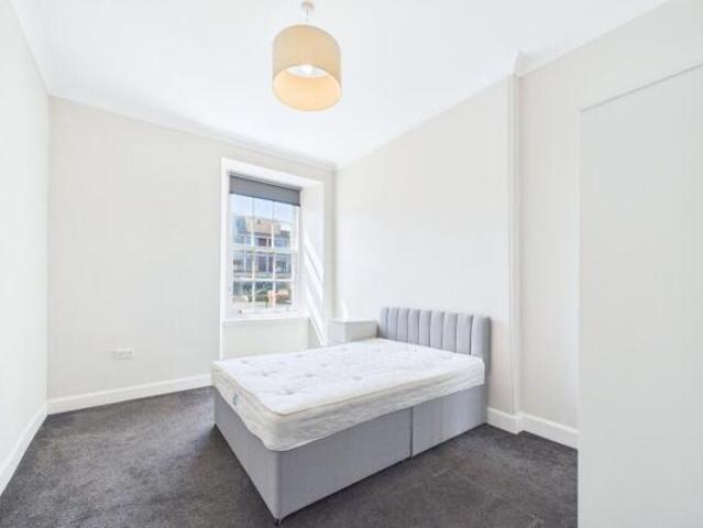 3 bedroom flat for sale in 46 Buccleuch Street, Glasgow, G3