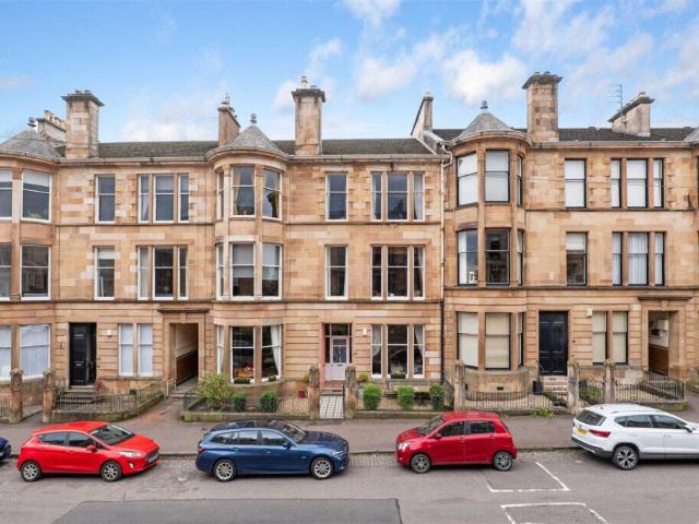 3 bedroom flat for sale in 55 Glencairn Drive, Pollokshields, G41 4QW, G41