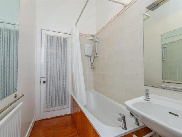 3 bedroom flat for sale in 7/4 Eva Place, Edinburgh, EH9