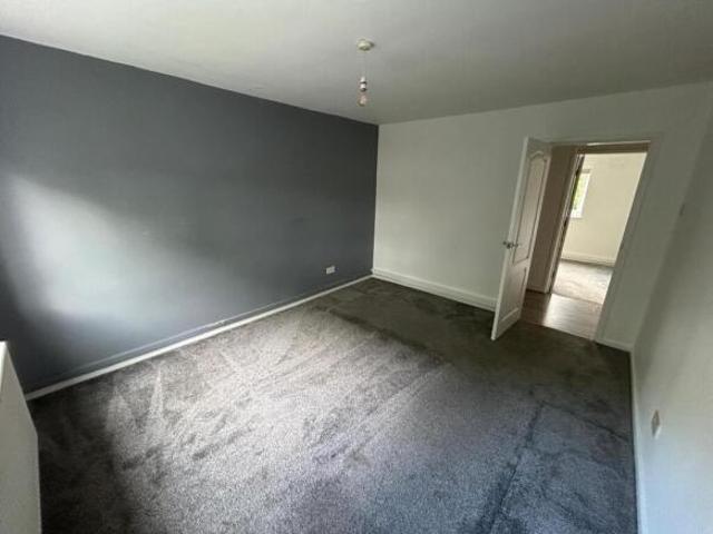 3 bedroom flat for sale in 91, School Road, High Green, Sheffield S35 3JG, S35