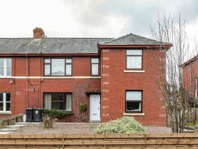 3 bedroom flat for sale in 152 Bongate Jedburgh TD8 6DY TD8
