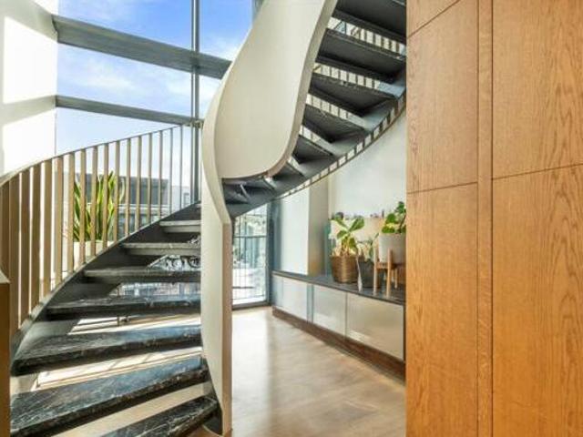 3 Bedroom Flat For Sale In 1 Handyside Street, London