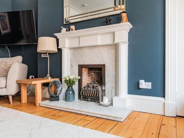 3 bedroom flat for sale in 20 Macdowall Road, Edinburgh, EH9 3EF, EH9