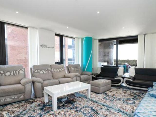 3 Bedroom Flat For Sale In 21 Admiralty Avenue, London