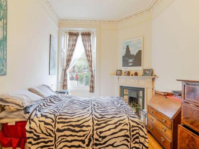 3 bedroom flat for sale in 34 Spottiswoode Street, Edinburgh, EH9 1DG, EH9