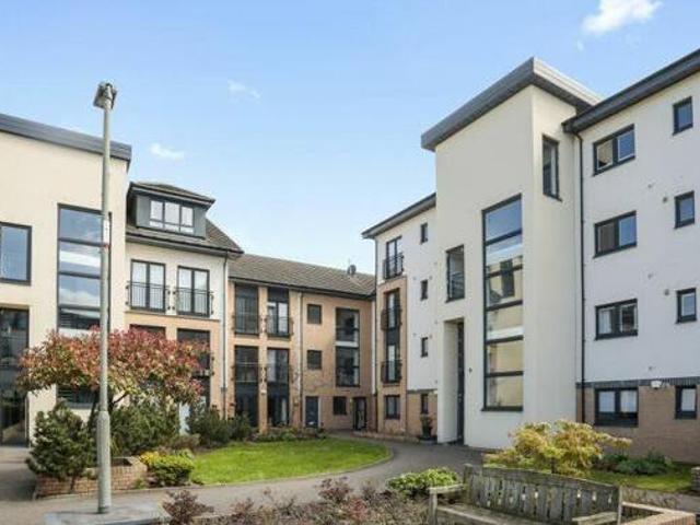 3 Bedroom Flat For Sale In Tait Wynd, Edinburgh
