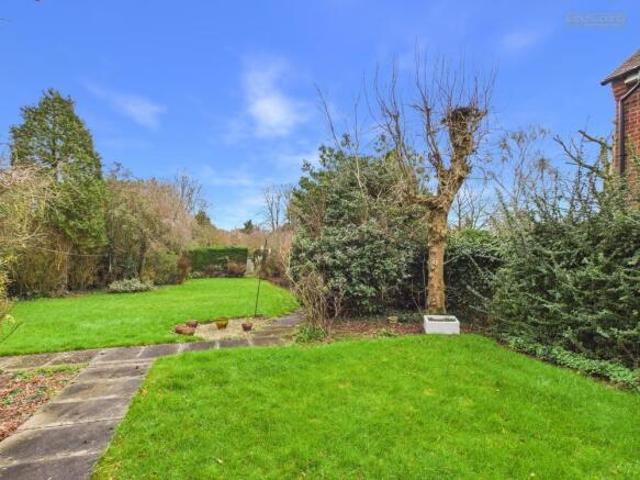 3 bedroom flat for sale in Thorpe Park Road, Peterborough, PE3