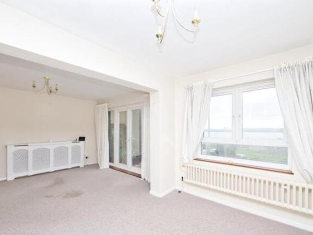 3 bedroom flat for sale in The Gateway, Dover, Kent, CT16