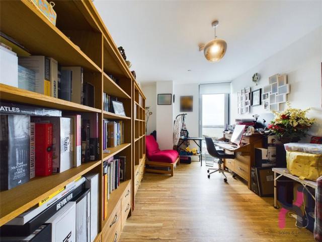3 bedroom flat for sale in The Tower, 19 Plaza Boulevard, Liverpool, L8
