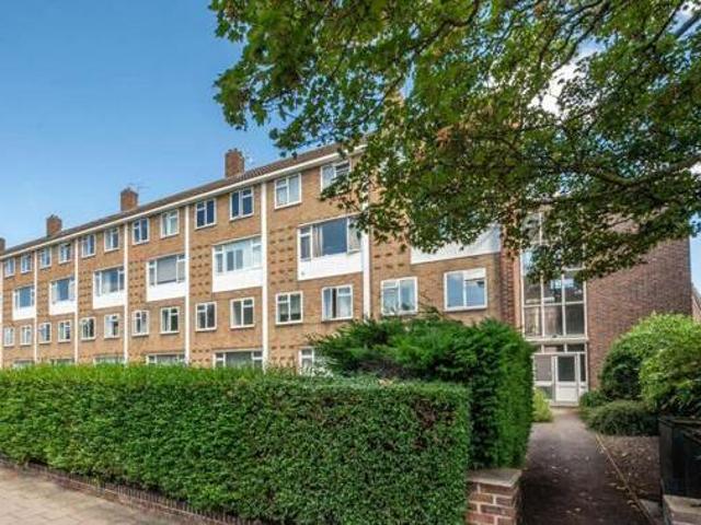 3 Bedroom Flat For Sale In The Toastrack, London