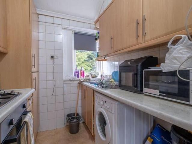 3 bedroom flat for sale in Tweedsmuir Road, Glasgow, G52