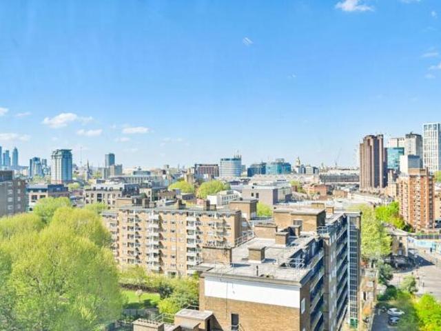 3 bedroom flat for sale in Union Street, Southwark, London, SE1