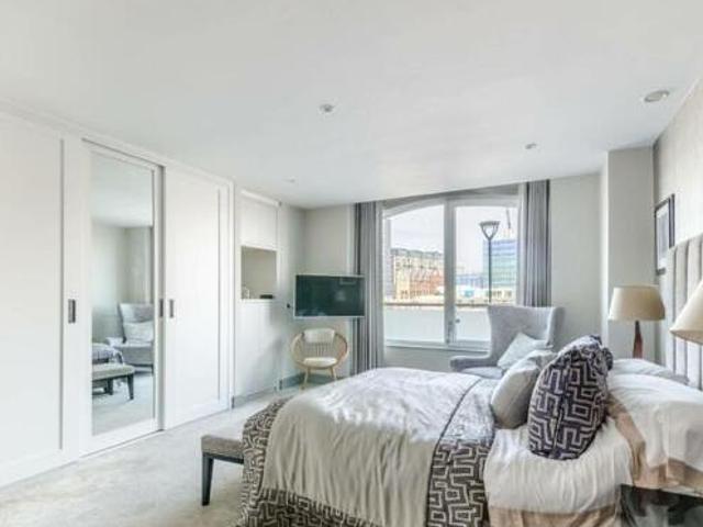 3 Bedroom Flat For Sale In Wandsworth Common, London