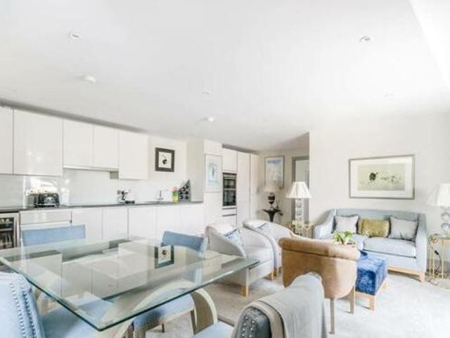 3 Bedroom Flat For Sale In Wandsworth Common, London