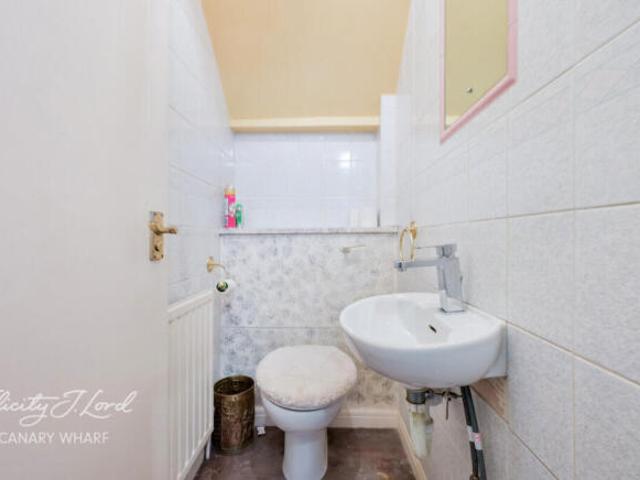 3 bedroom flat for sale in Waldair Court, Barge House Road, London, E16