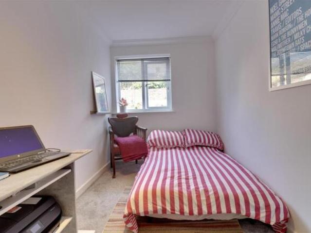3 bedroom flat for sale in Waverley Grove, Southsea, PO4