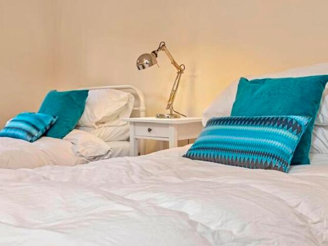 3 bedroom flat for sale in West Princes Street, Woodlands, Glasgow, G4