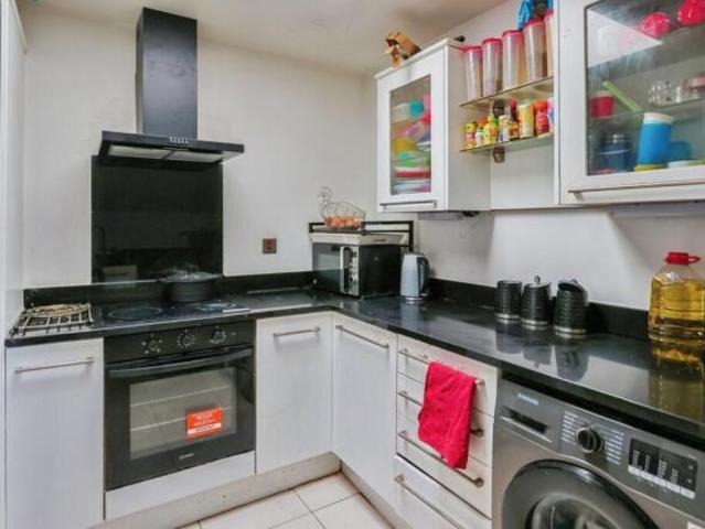 3 bedroom flat for sale in Wimborne Road, Bournemouth, Dorset, BH2